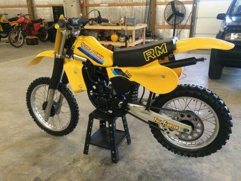 Iconische crossmotoren: De Suzuki RM125 van 1981 | MX Vintage