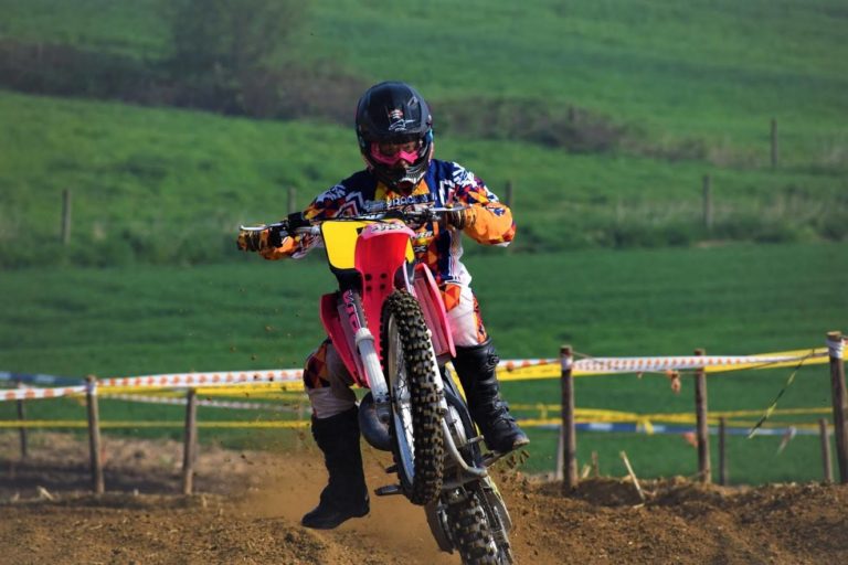 Oliefabrikant onder de loep: MPM Oil Company uit Delft! - MX Vintage